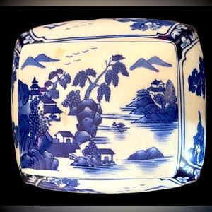 Bombay Co. | Accents | Vintage Bombay Co Porcelain Chinoserie Blue ...